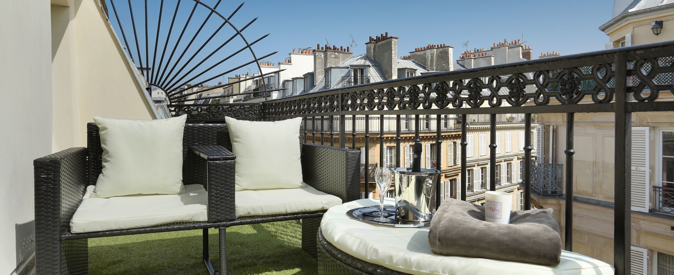 Hotel Kipling**** | -10% on our OFFICIAL SITE | Paris - Pigalle Montmartre